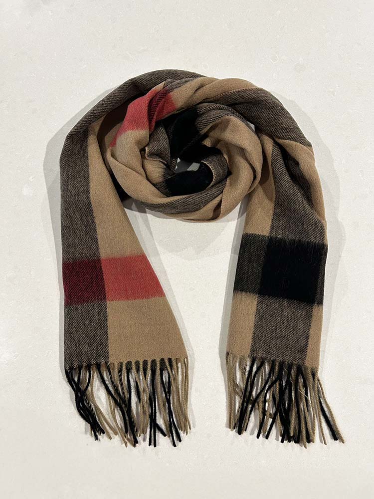 100% Australian Wool Scarf - Sophisticated Style in Timeless Tones ...